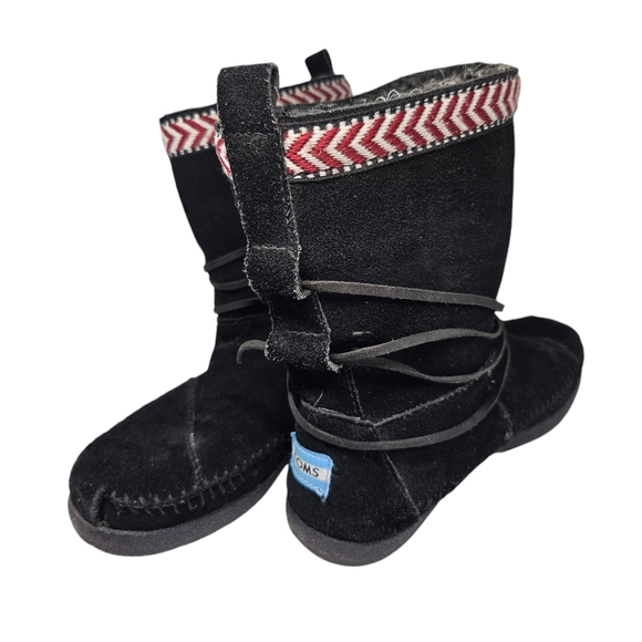 Toms | Shoes | Toms Black Suede Leather Nepal Sherpa Boots Winter White ...
